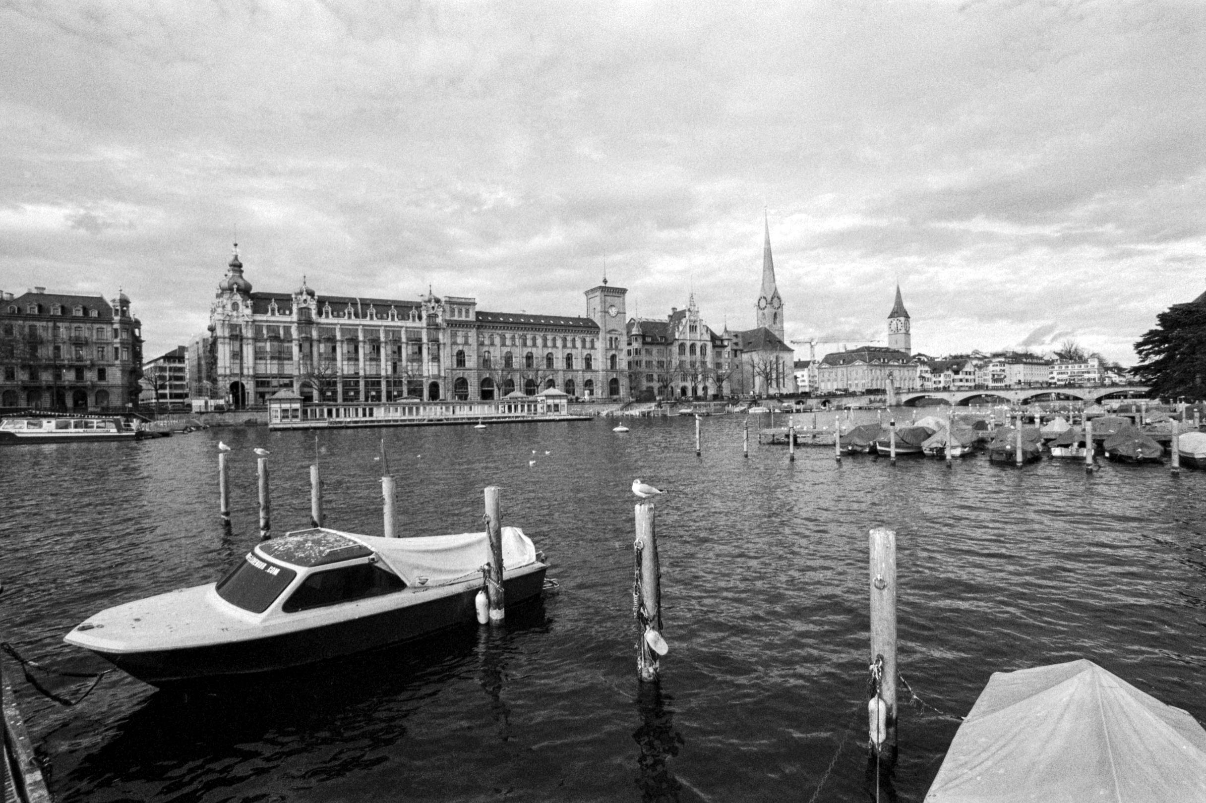 The Minolta a7 is the Perfect Film SLR for Shooters Who Want it All