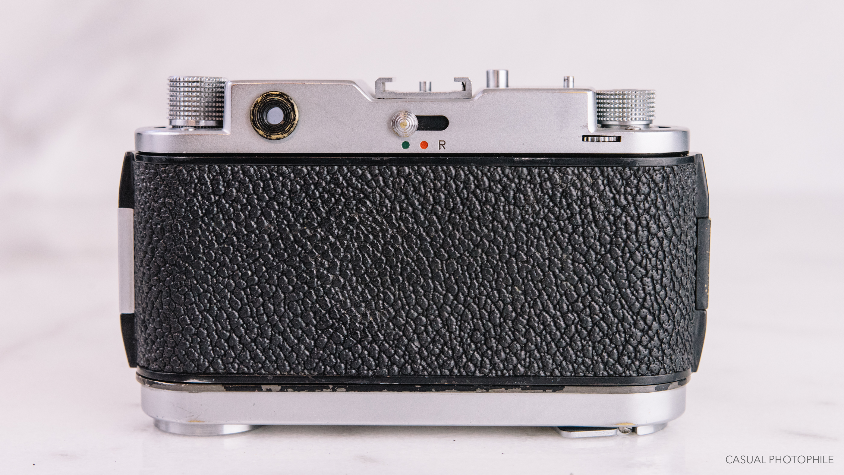 Robot Royal 24 Review - a Square Format 35mm Film Camera that Runs Like ...