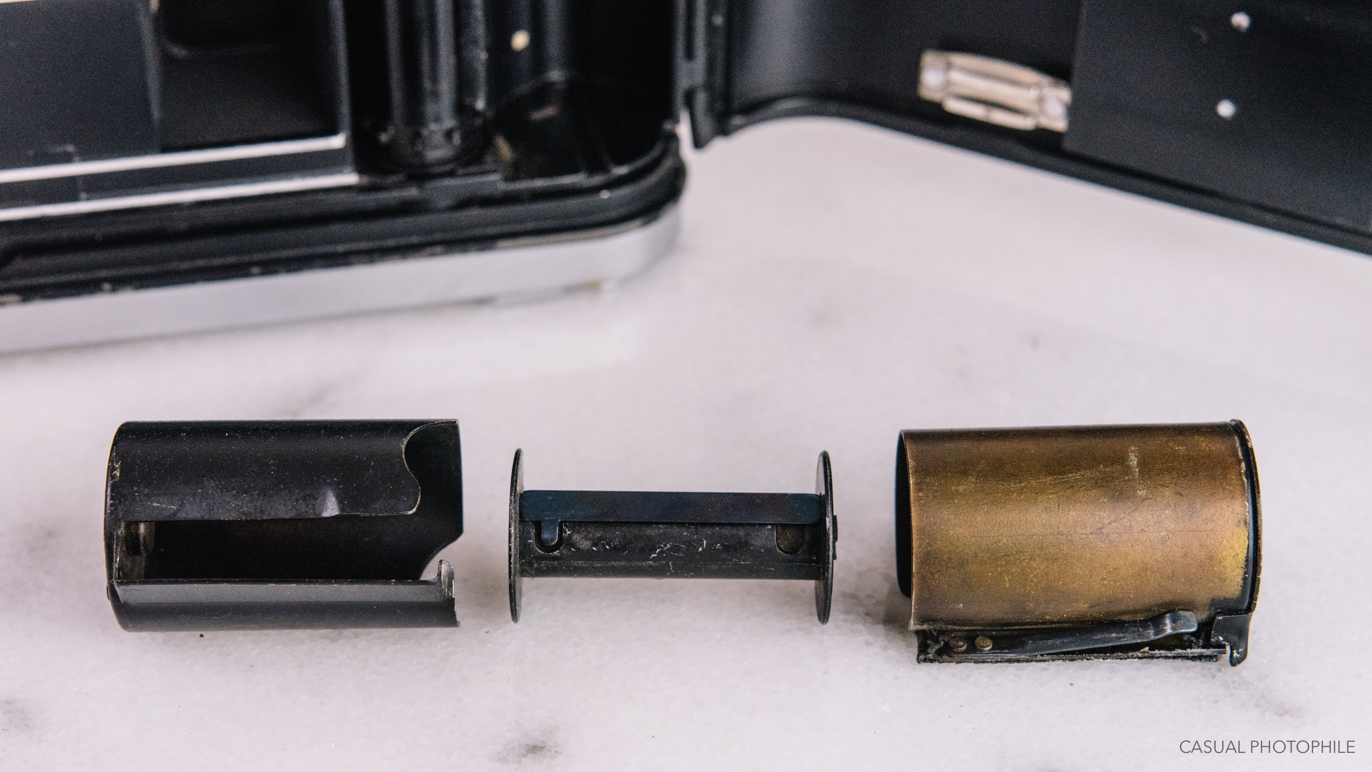 Robot Royal 24 Review - a Square Format 35mm Film Camera that Runs Like ...